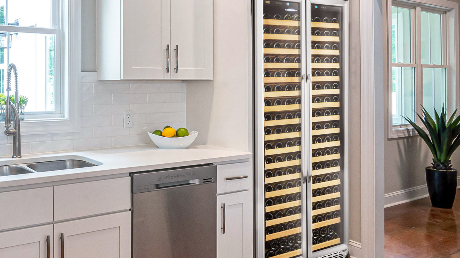 Lanbopro 287 Bottle Dual Zone Freestanding/Built-In Wine Refrigerator ...